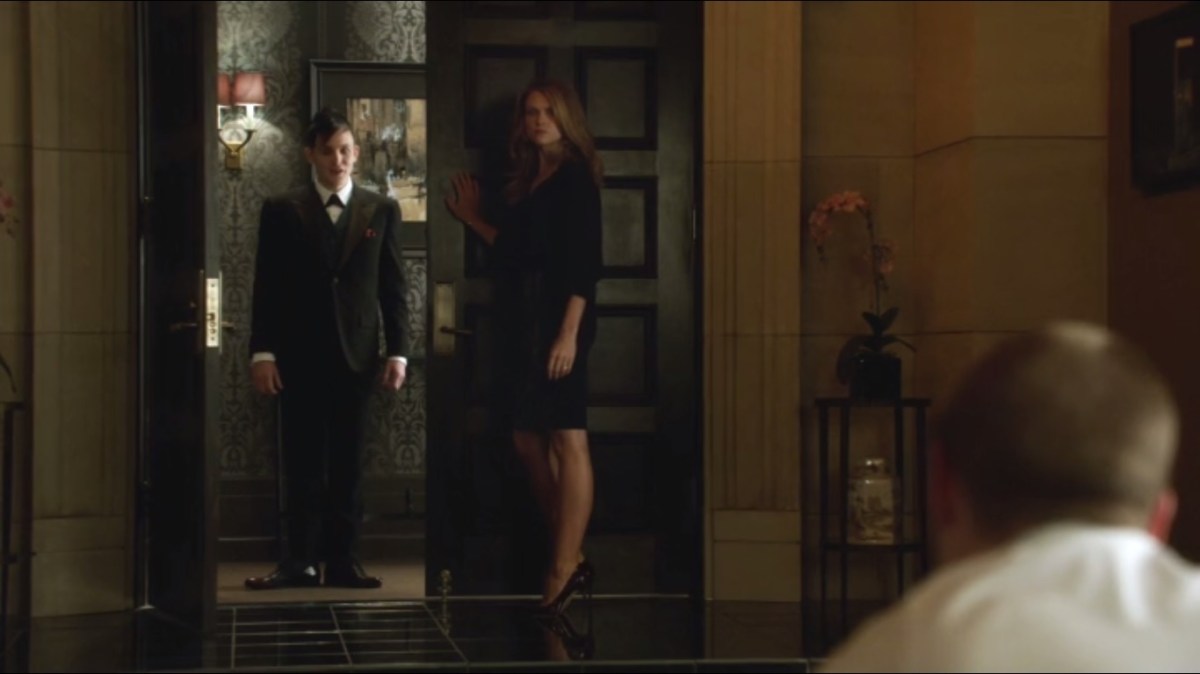 A Look at Gotham- Season 1, Episode 3: “The Balloonman” | What Else is ...