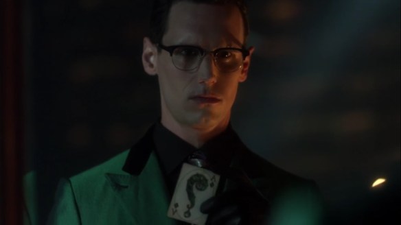 A Look at Gotham- Season 5 Premiere: “Legend of the Dark Knight: Year ...
